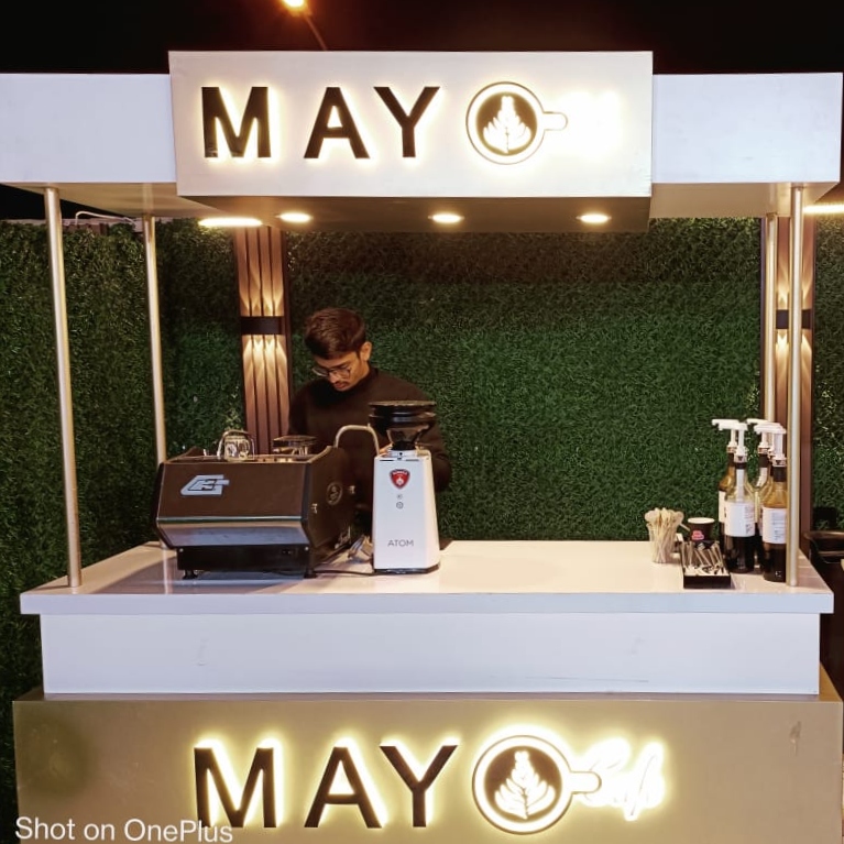 Festivity | Food and Drinks